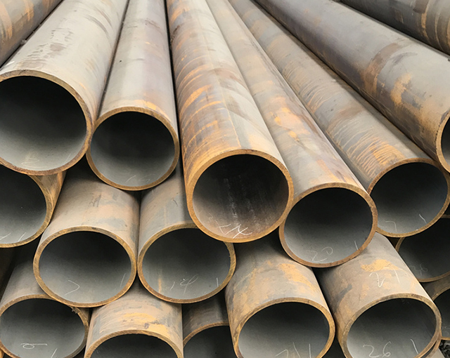 DIN 17175 15Mo3 Seamless Carbon Pipe